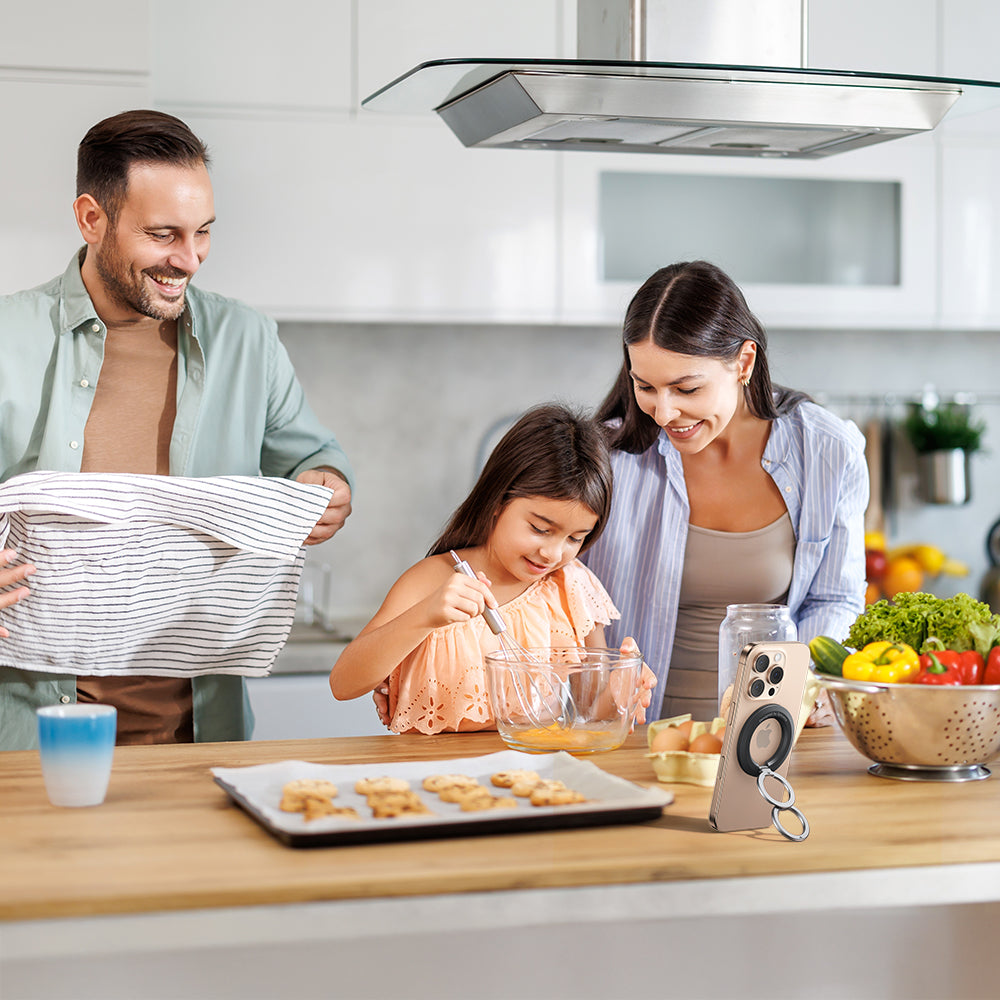 Why Every Home Cook Needs a Syncwire Magsafe Phone Grip